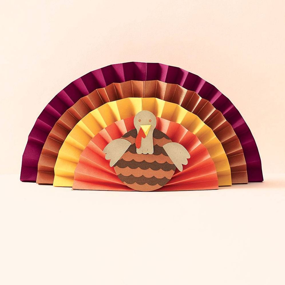 Turkey Fan Centerpiece | Paper Source